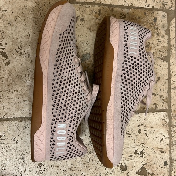 What Stores Sell Nobull Shoes 1